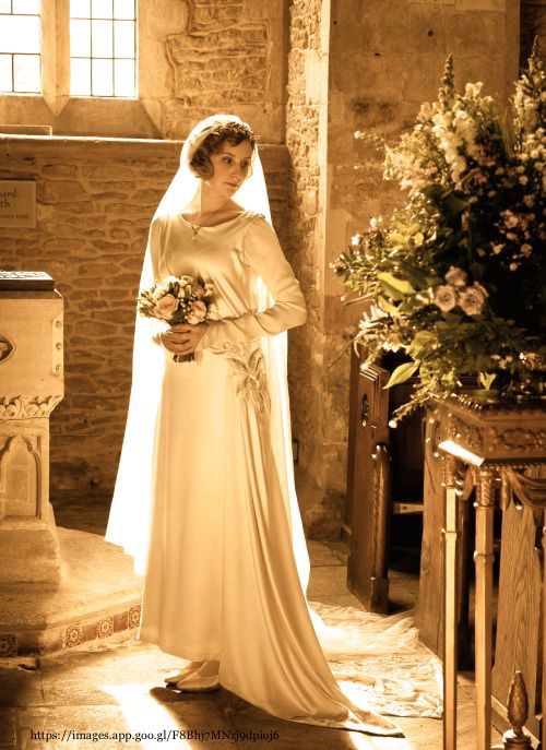 Waiting ©Dawn Minott | a Dectina Refrain – Poems & More